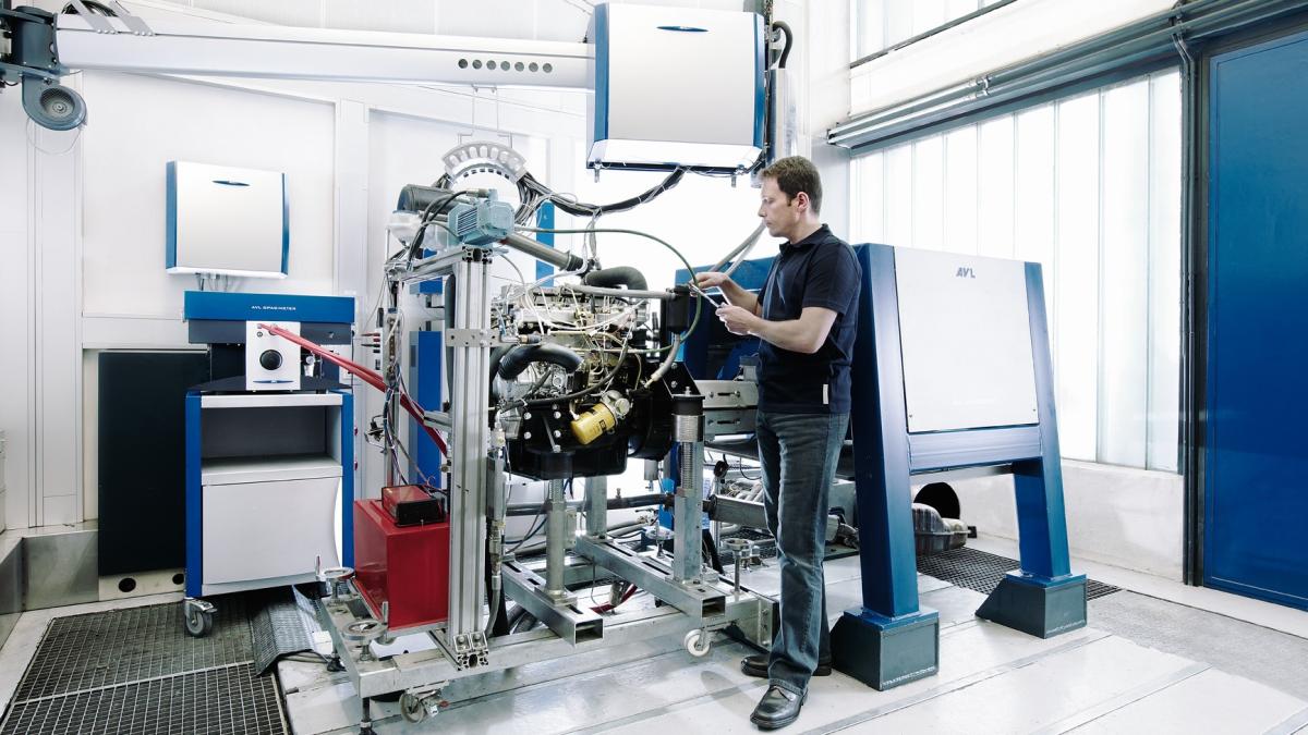 Hardware Maintenance | AVL