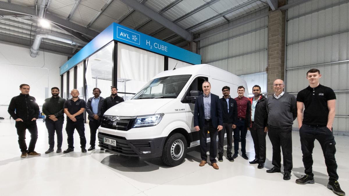 AVL and First Hydrogen to Build Two Hydrogen-Fuel-Cell Powered Light ...