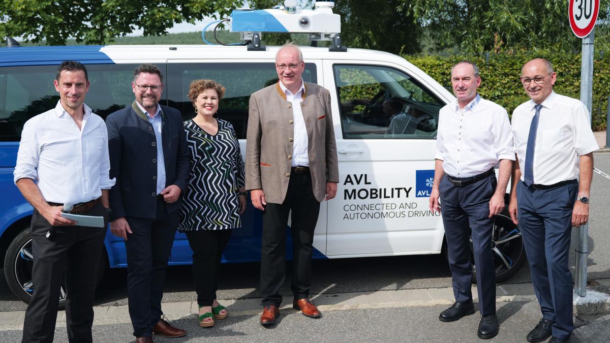 AVL Starts Trial Operation for Autonomous “AutBus” in Roding | AVL